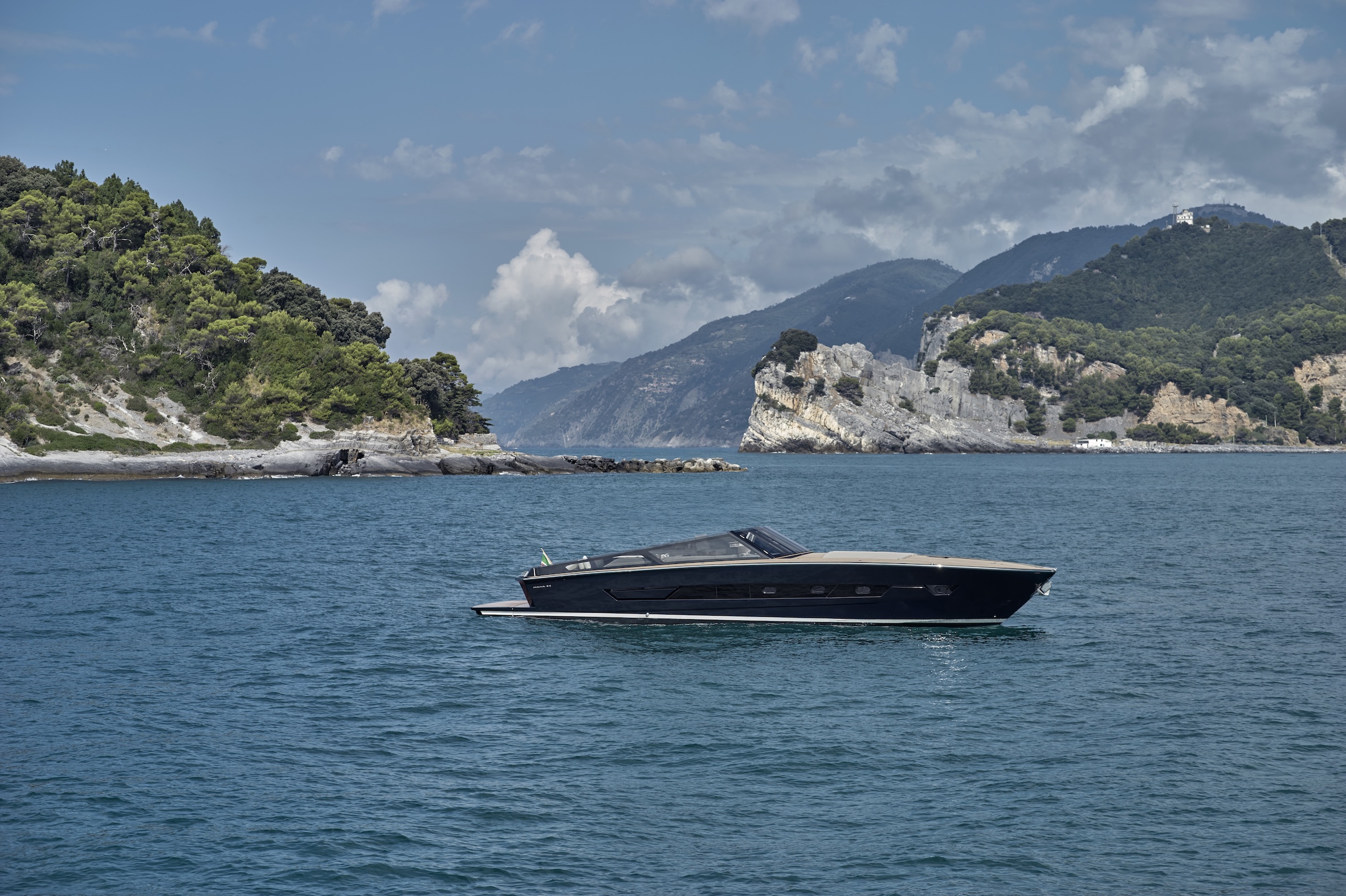 GENOA BOAT SHOW: FERRETTI GROUP FOCUSES ON NEW PRODUCTS, WITH EIGHT ...